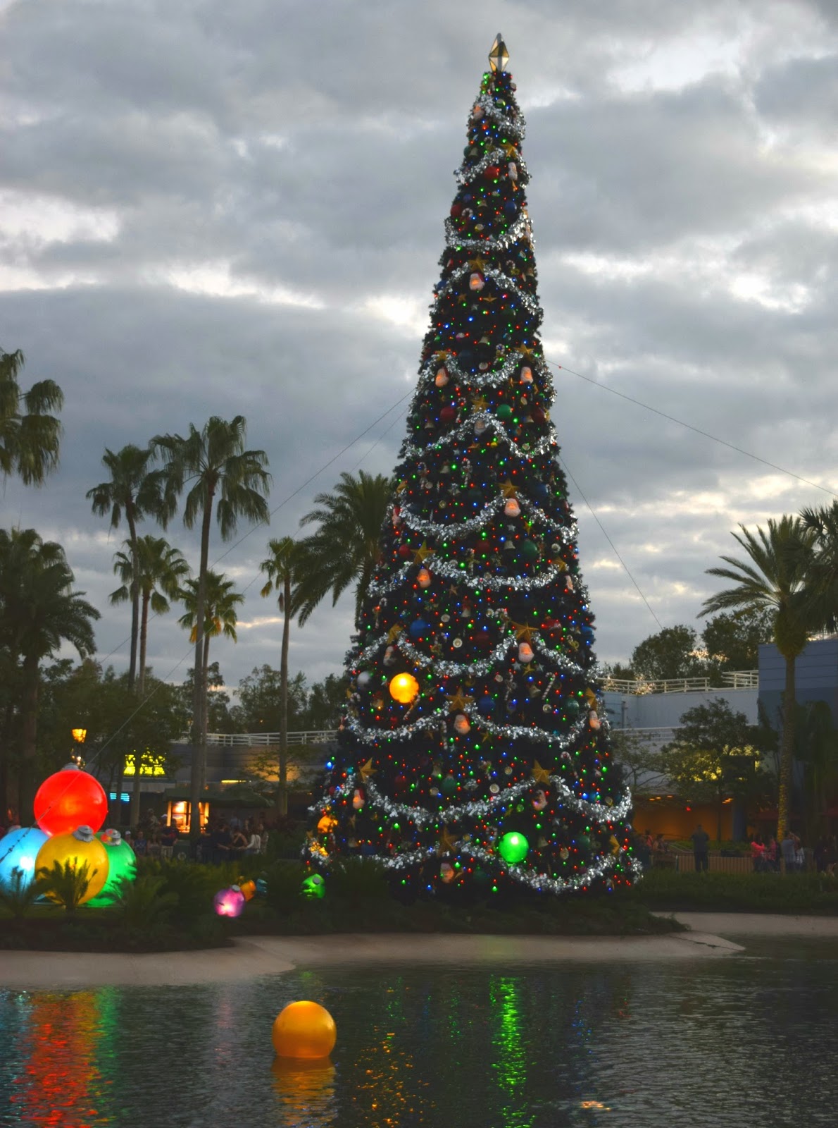 Disney at Heart: Retro Christmas at Hollywood Studios