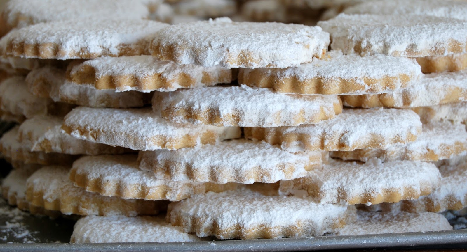 CupCakes and CrabLegs: The Bakeries of San Miguel