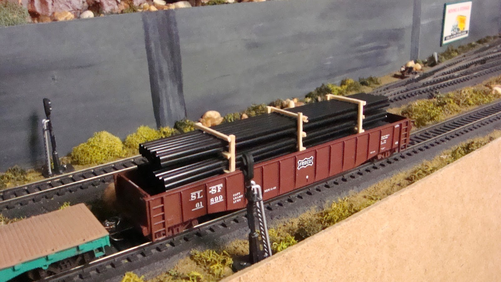 New York Central Train Layout: Pipe Loads