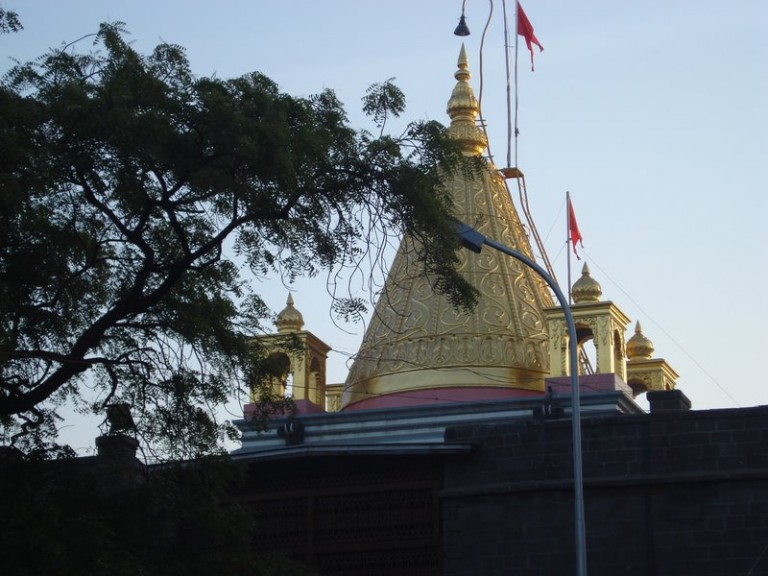 Top 10 Richest Temples of India