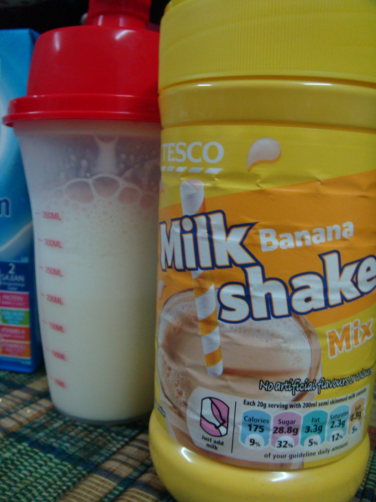 Behind These Hazel Eyes: Tesco Banana Milk Shake