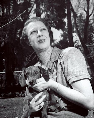 Ploaia de cuvinte: Elena Lupescu – femeia care a construit si a daramat ...