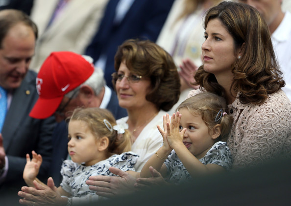 Roger Federer wins record 7th Wimbledon title