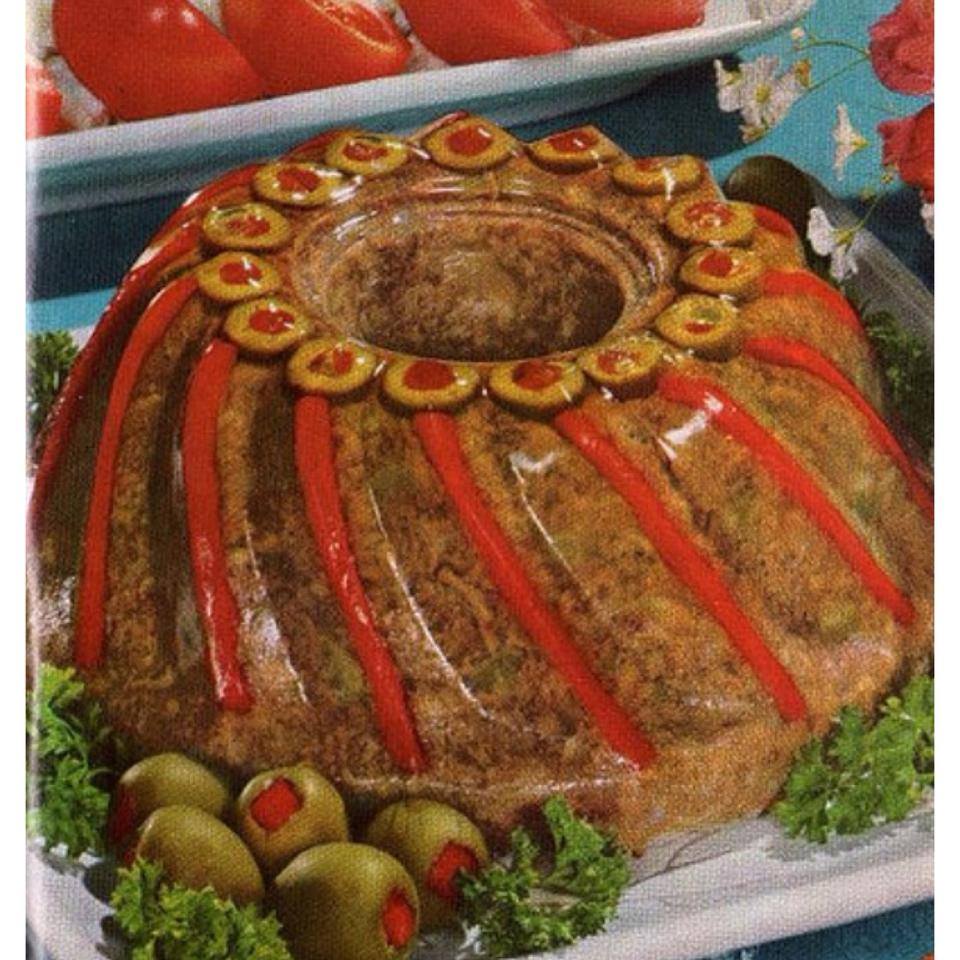 Hung Up On Retro: Freaky Friday - Festive Fare