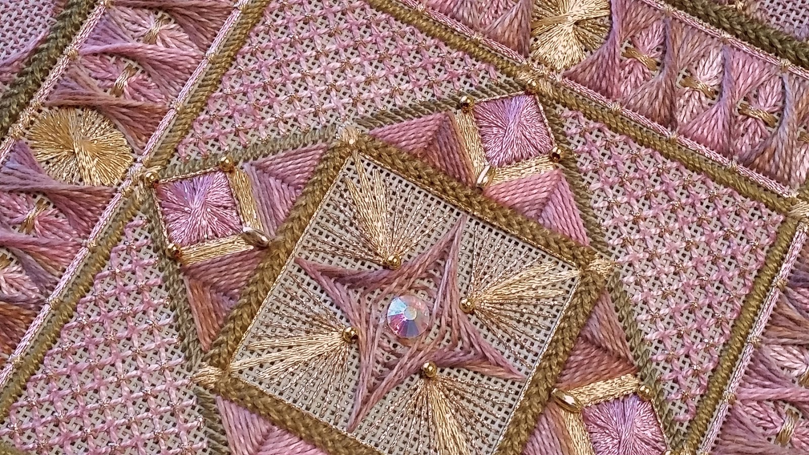 Two-Handed Stitcher: 2015