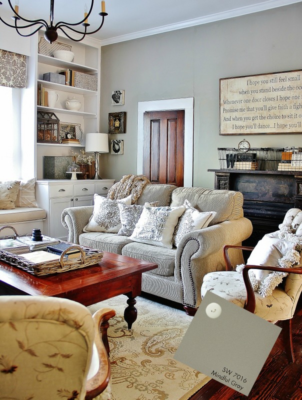 25 Ideas for Decorating with Pillows - The Cottage Market