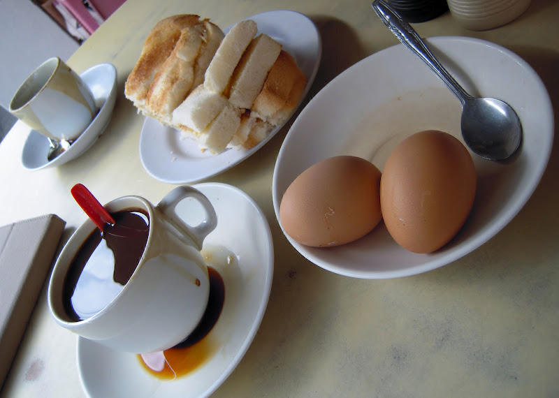 UMI & TSURU: Typical Local Breakfast