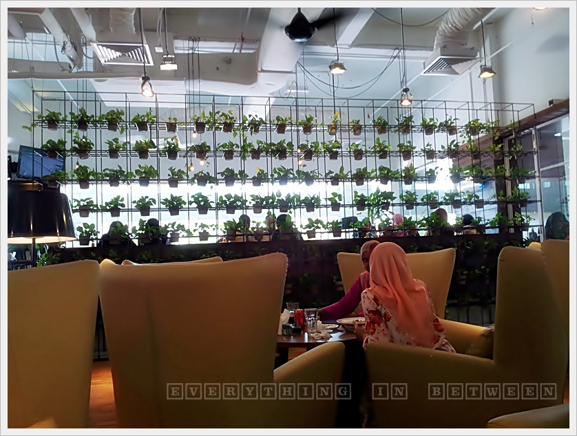 Everything in Between: Makan - Makan || Padi House, Galleria Putrajaya