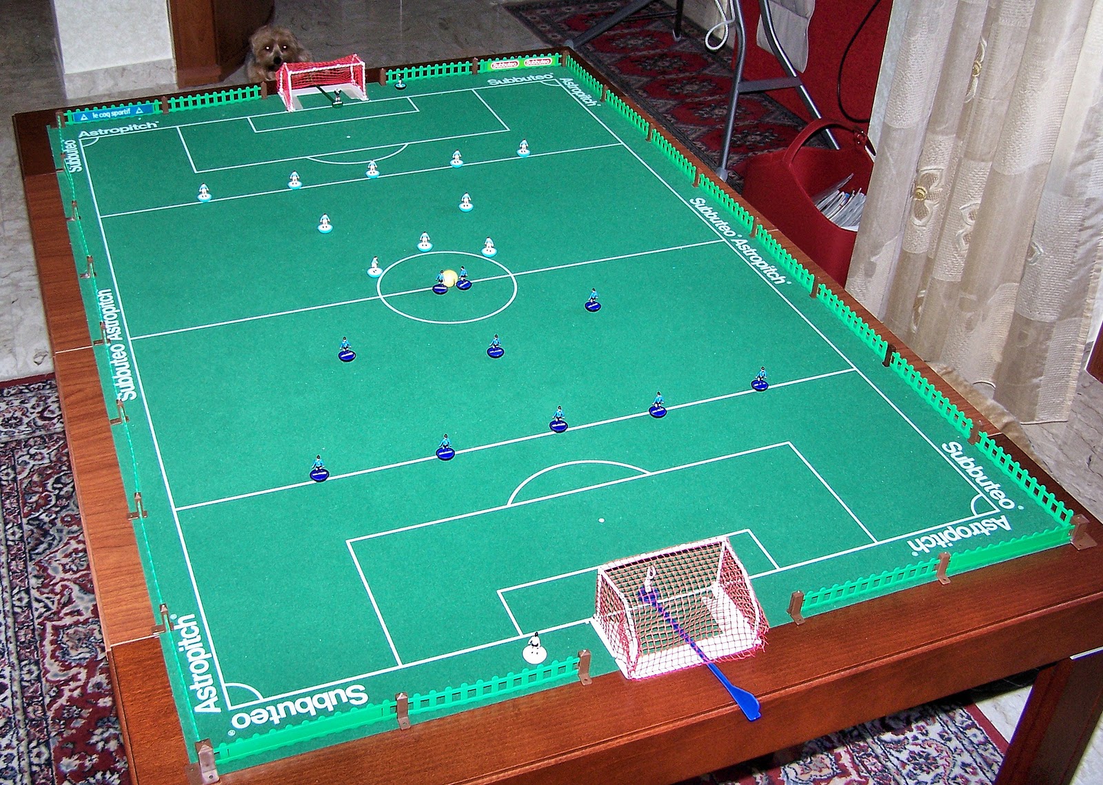 In punta di dito - Storie di Subbuteo: 10 motivi per giocare a Subbuteo