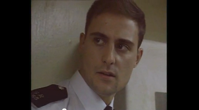 Puutaheinää...: Mark Strong as P.C. Gibb in The Bill