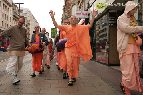 "Iskcon Temple ": Followers of Iskcon temple in London