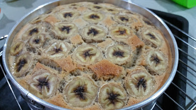 Jess-KITCHEN-Lab: Banana Sponge Cake