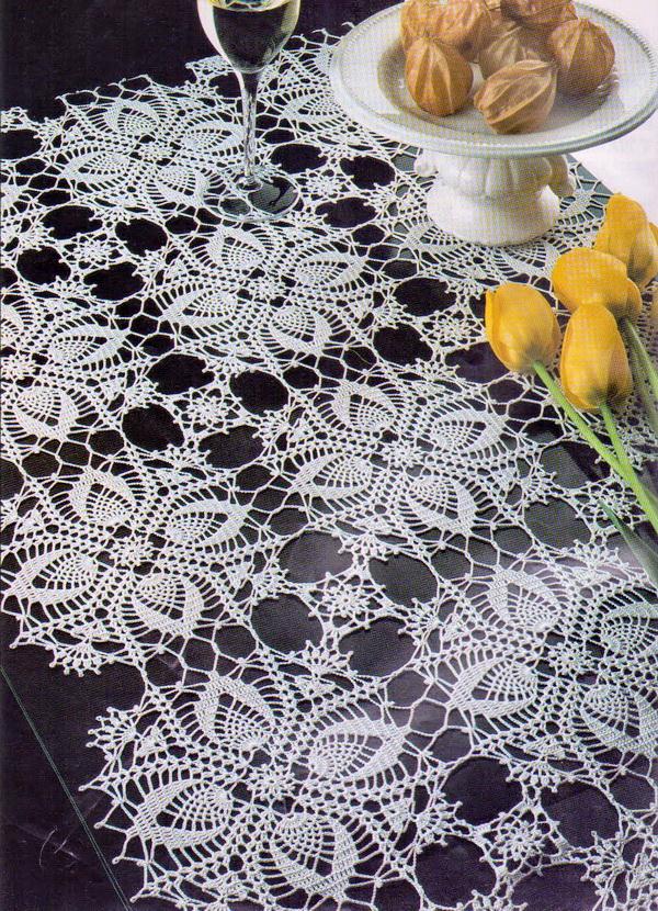 Crochet Table Runner Pattern - Gorgeous Pineapple Runner
