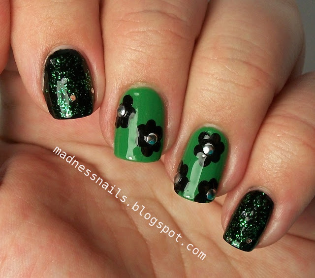 Madness Nails: #MTVnailChallenge: 4. Green & Flowers