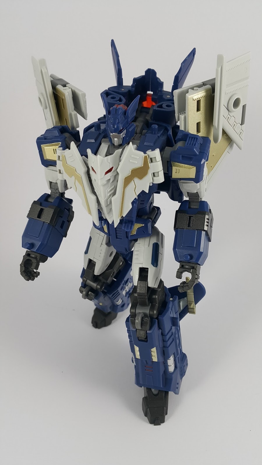 eToys Collection: TFC Hades H-01 Minos Review