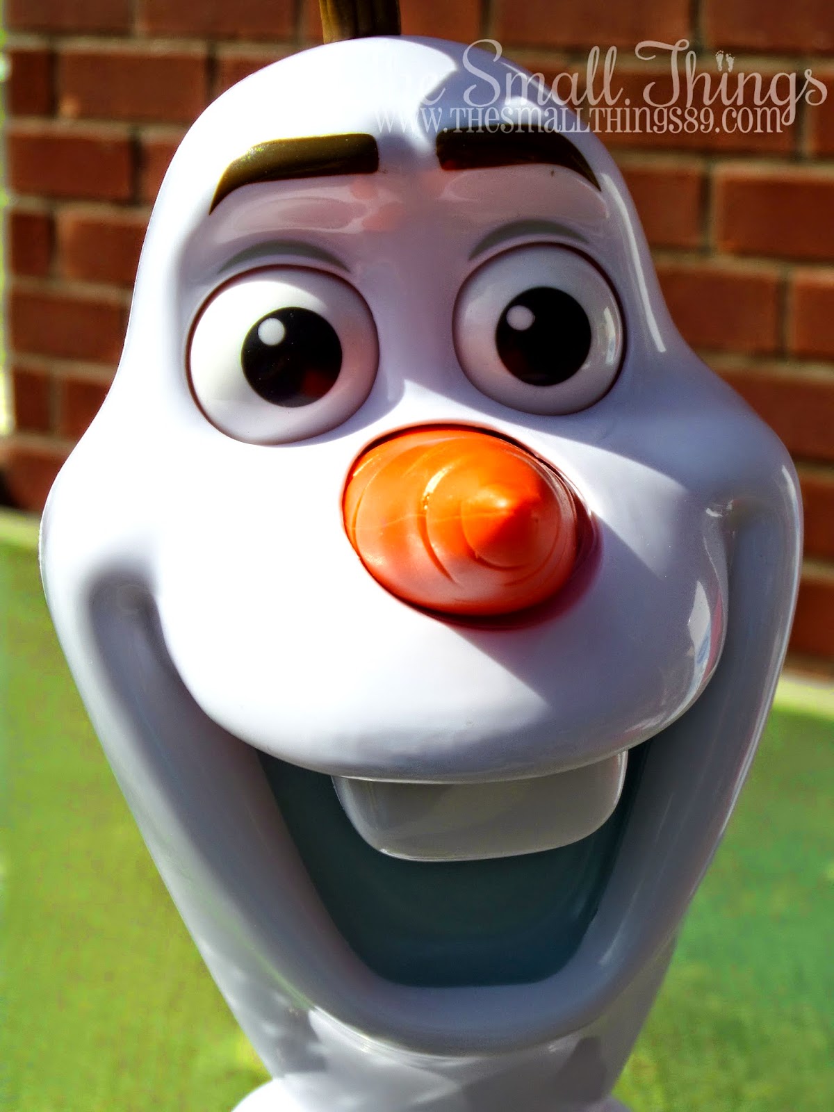 Cool off with Olaf this Summer! Check out our Olaf Snowcone Maker and ...