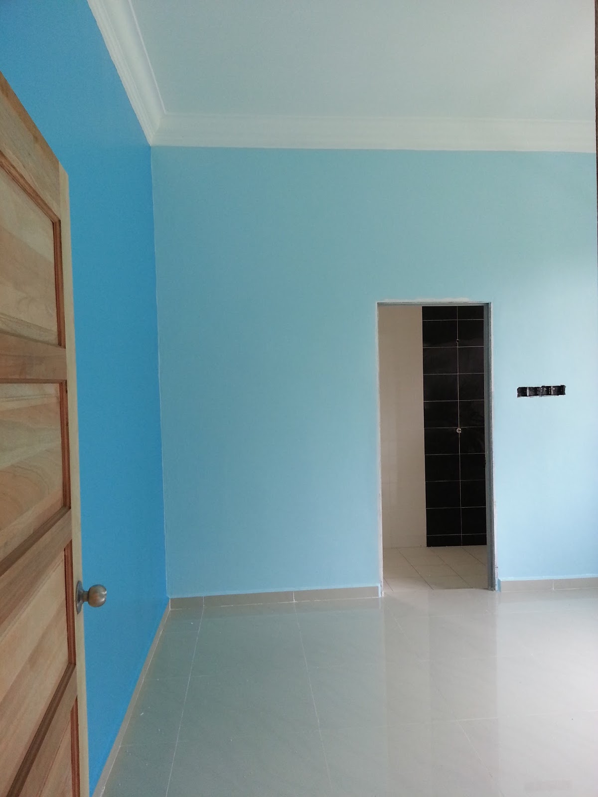 Mahligai Idaman: Cat Dinding Dalam