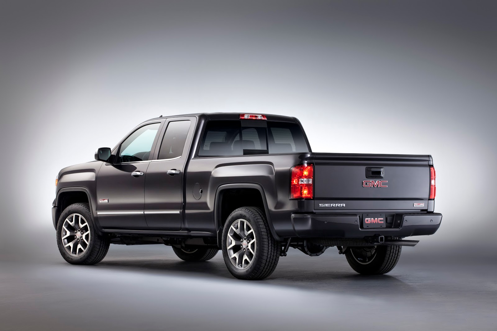 The 2014 GMC Sierra Is Why People Buy Full-Size Pickup Trucks