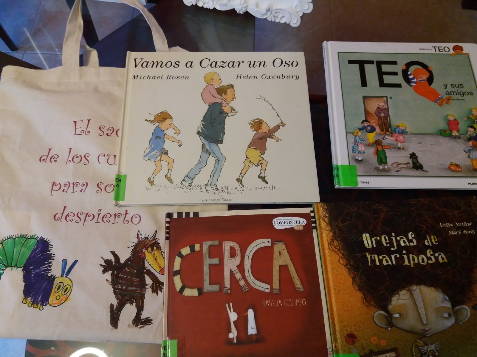 craftandcook: Bolsa de cuentos para la biblioteca