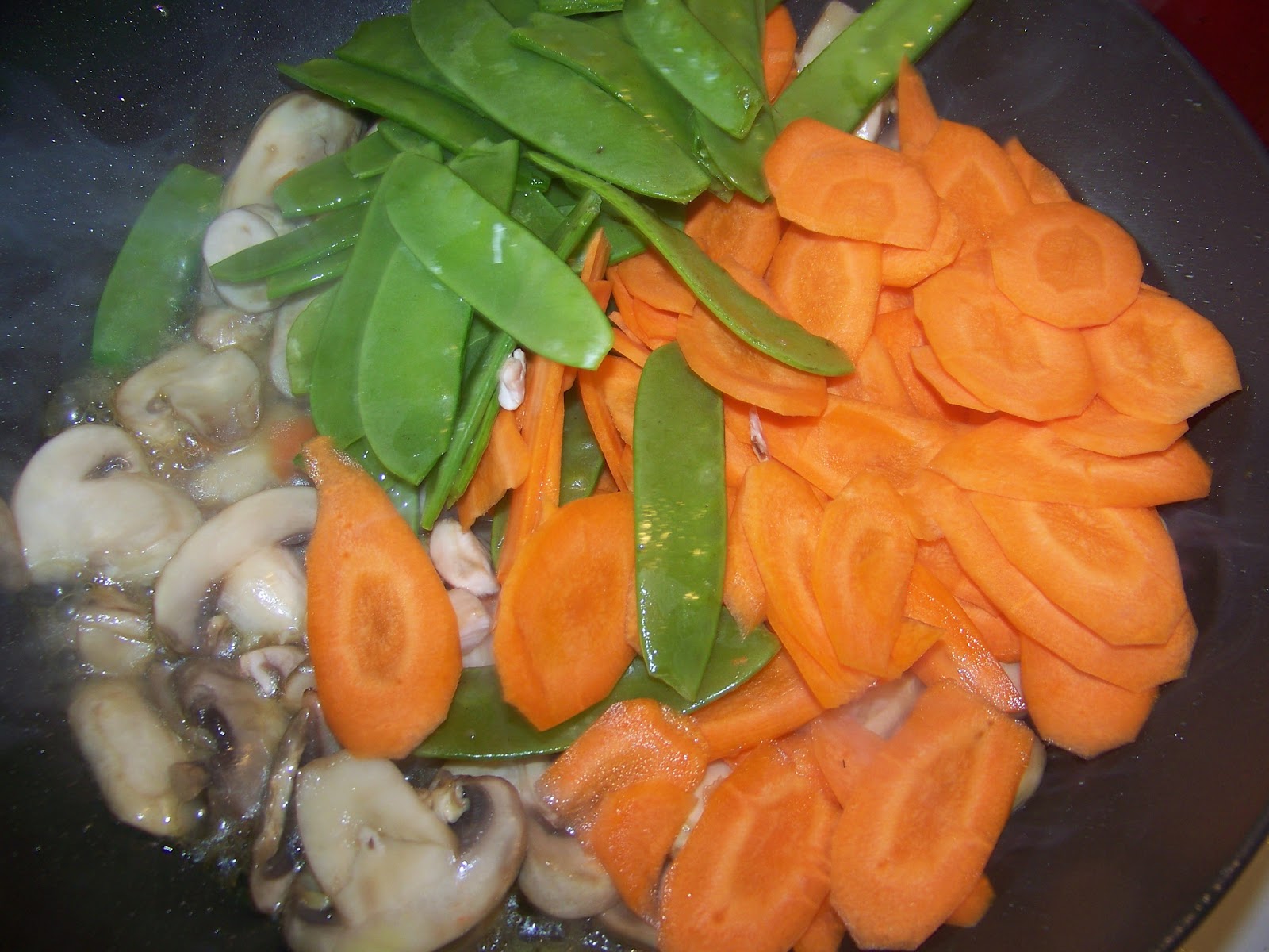 Kitchen Simmer: Chicken and Mushroom Stir Fry