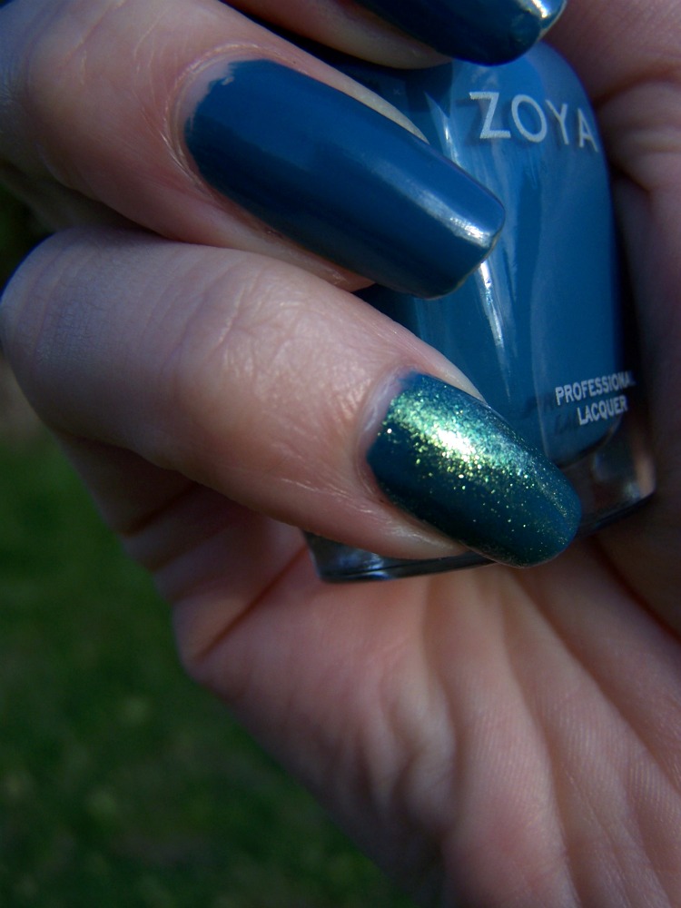 Zoya Breezi & Layering With Zoya Apple