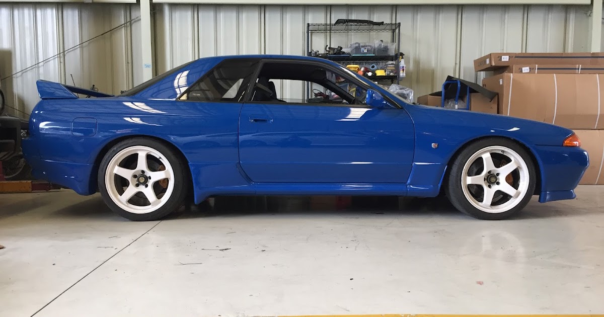BT2 - Championship Blue - Calsonic Blue- Nissan Skyline GT-R R32 ...