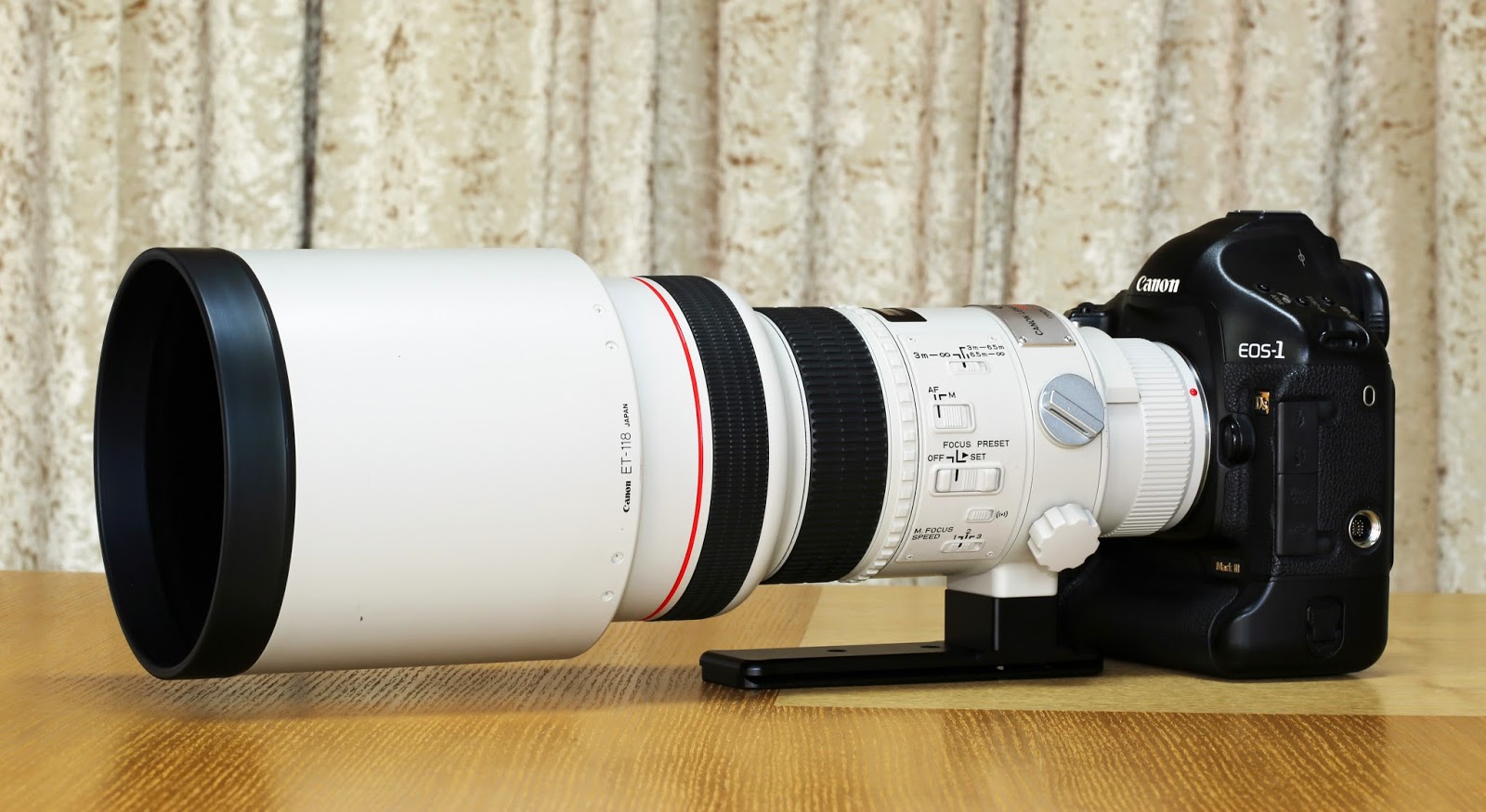 Walter Ulreich in Seoul: Canon EF 300 mm 1:2.8 L