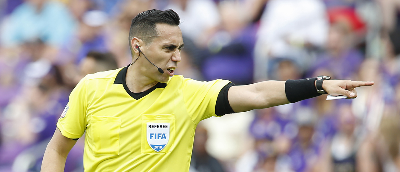 Law 5 - The Referee: Referee of the Year - César Ramos is the best ...