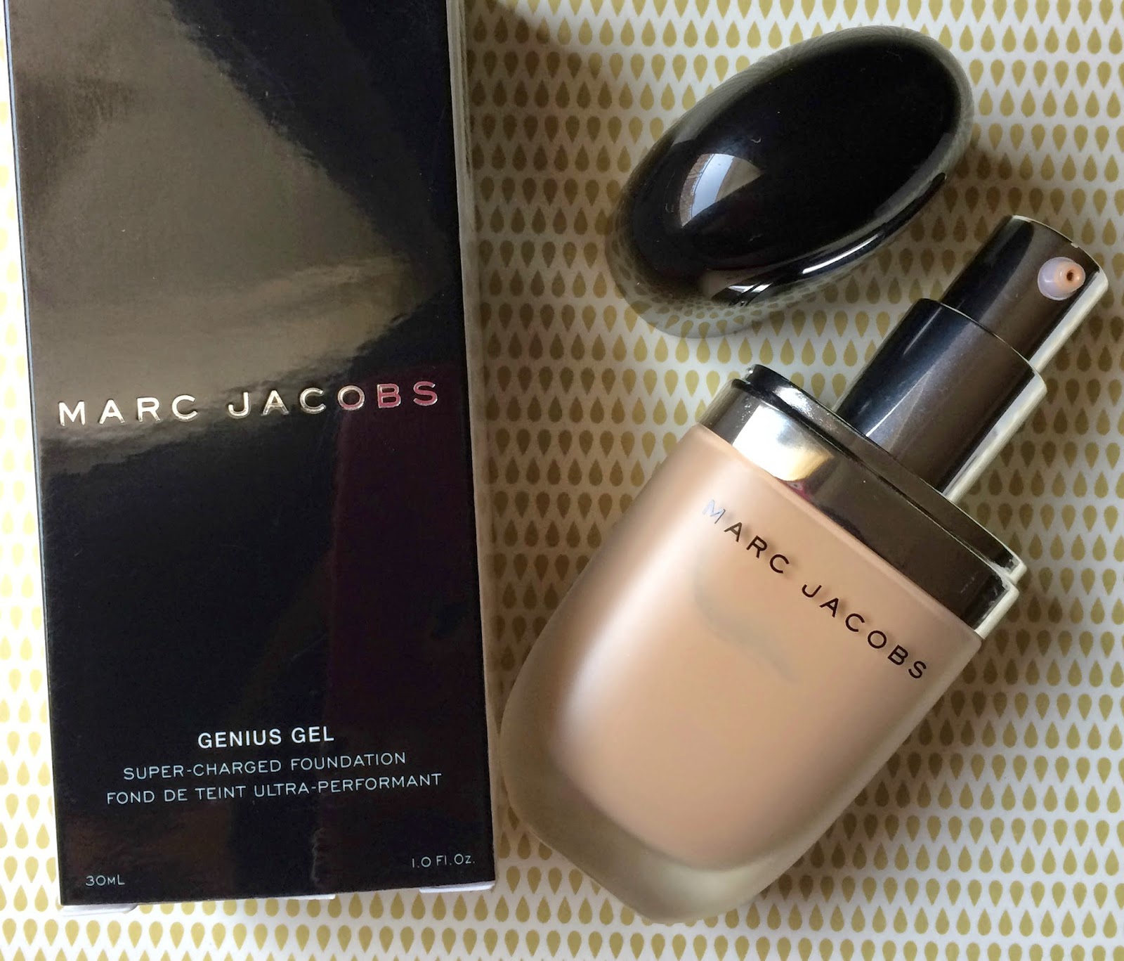 MARC JACOBS 'GENIUS GEL'- SUPERCHARGED, OIL FREE FOUNDATION REVIEW ...