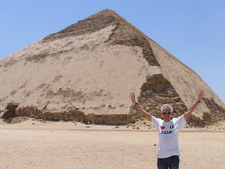 Viviendo en Egipto: La Pirámide Romboidal.