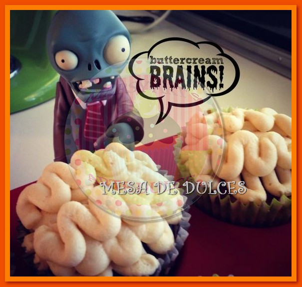 ARTE DULCE: MESA DE DULCES PLANTAS VS ZOMBIES