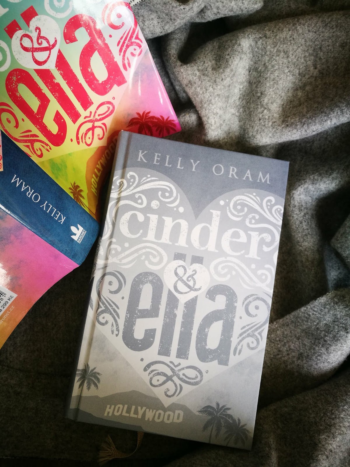 Knižní deníček: RECENZE: Cinder & Ella - Kelly Oram