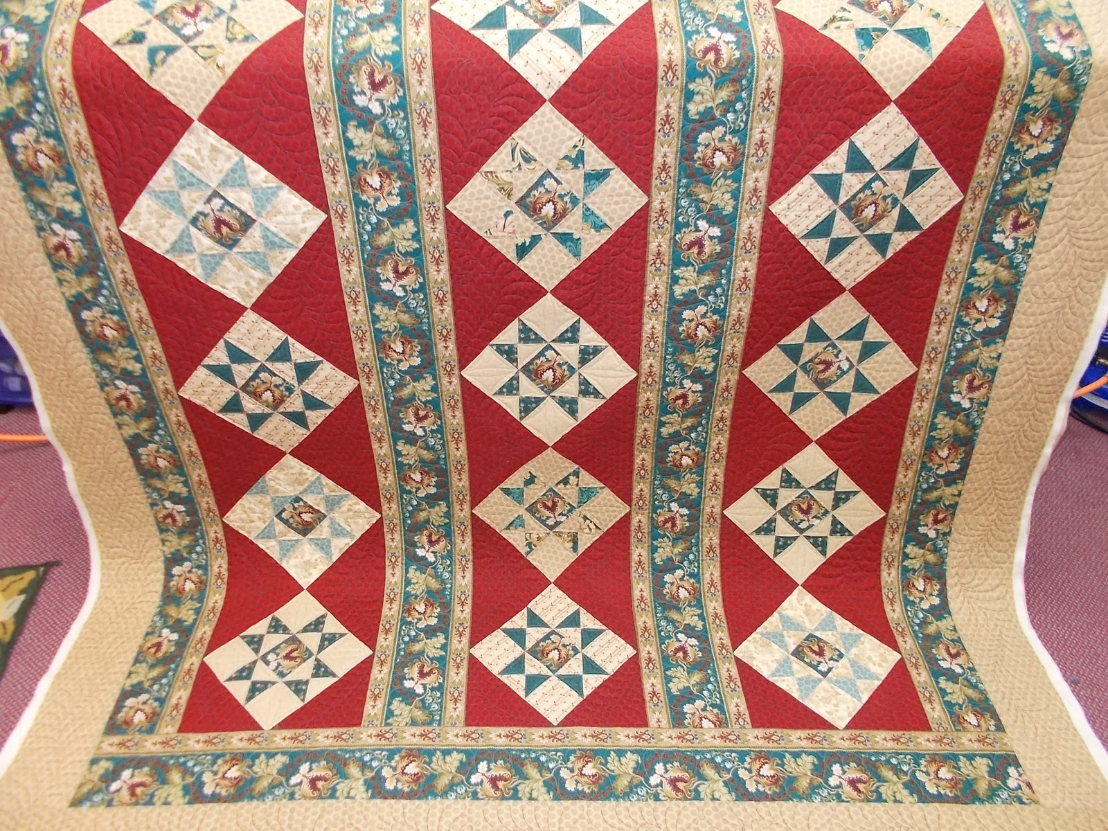 Pieceful Kwilter Quilt Parade