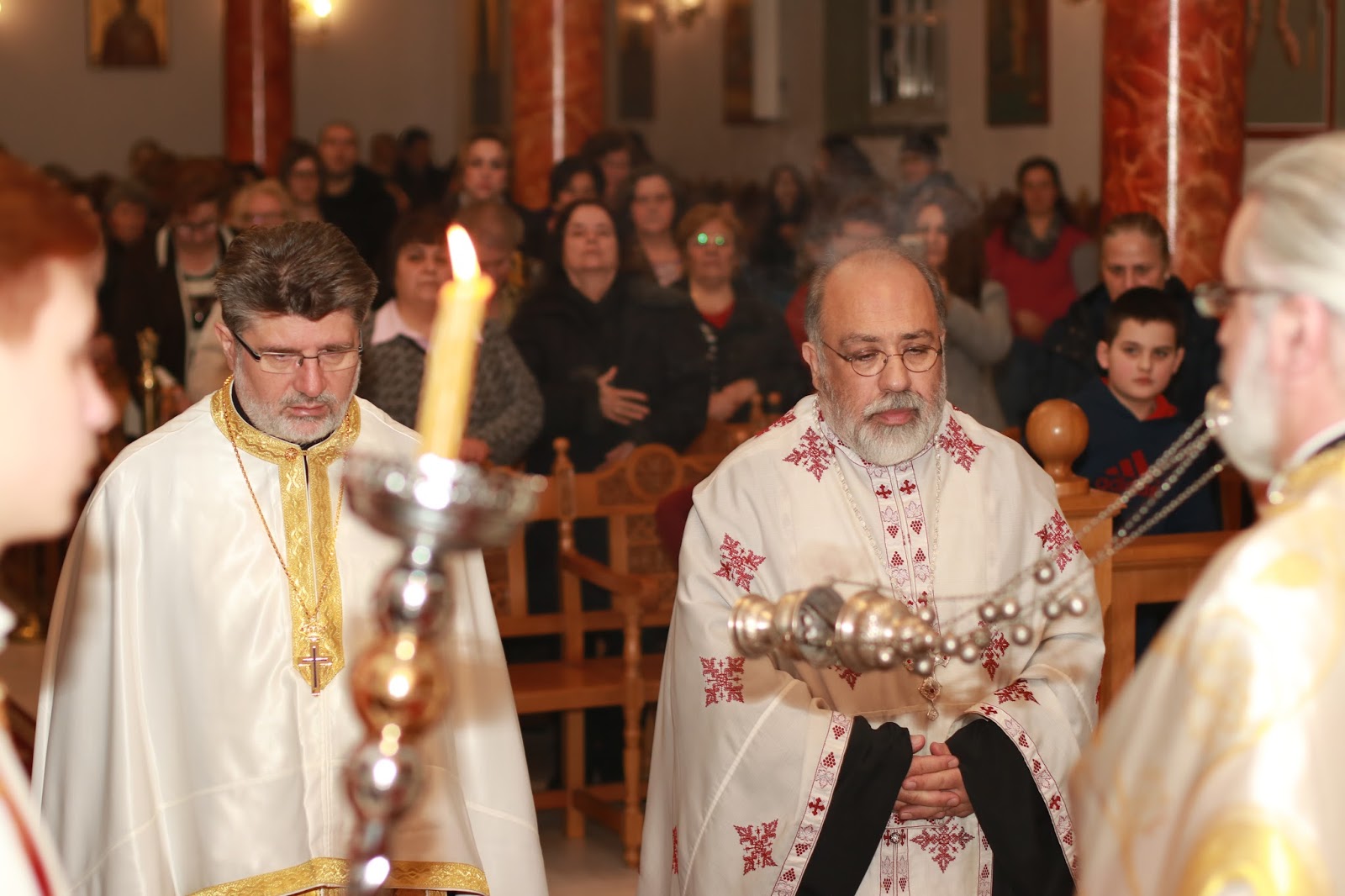ΕΝΟΡΙΑ "ΤΡΙΩΝ ΙΕΡΑΡΧΩΝ" ΑΝΝΟΒΕΡΟΥ: Ο ΕΣΠΕΡΙΝΟΣ ΤΩΝ ΤΡΙΩΝ ΙΕΡΑΡΧΩΝ ΜΕΣΑ ...