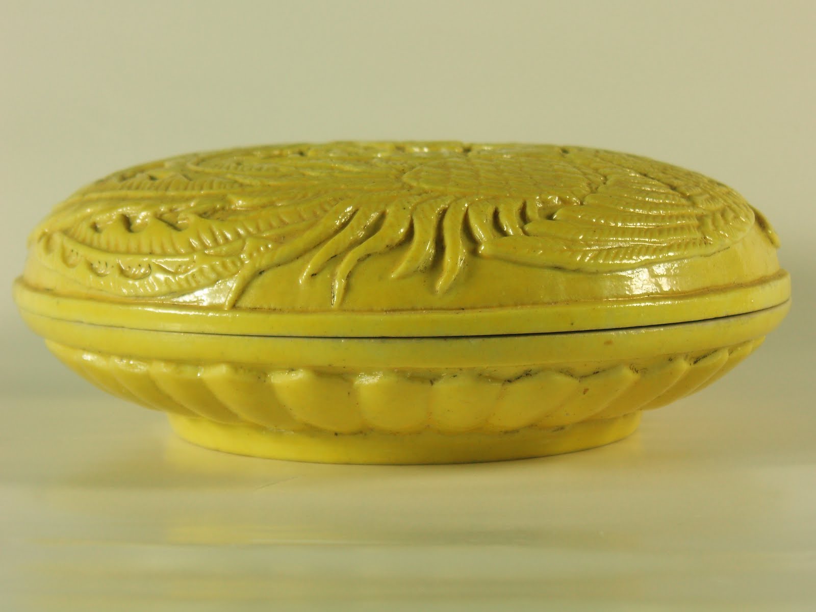 Xanadu Arts Online Gallery: Imperial Yellow Chinese Porcelain Ink Box ...