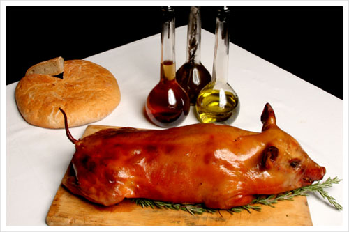 EL MEJOR PAVO Y LECHON DE QUITO EN HORNO DE LEÑA: LECHON NAVIDEÑO