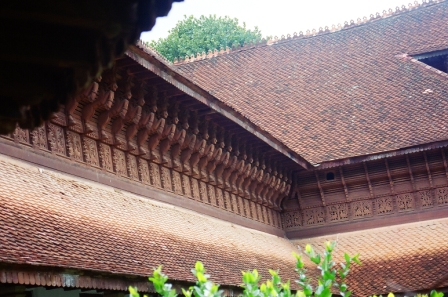 Kuthira Malika - Padmanabhaswamy Temple (Trivandrum - Kerala) | My ...