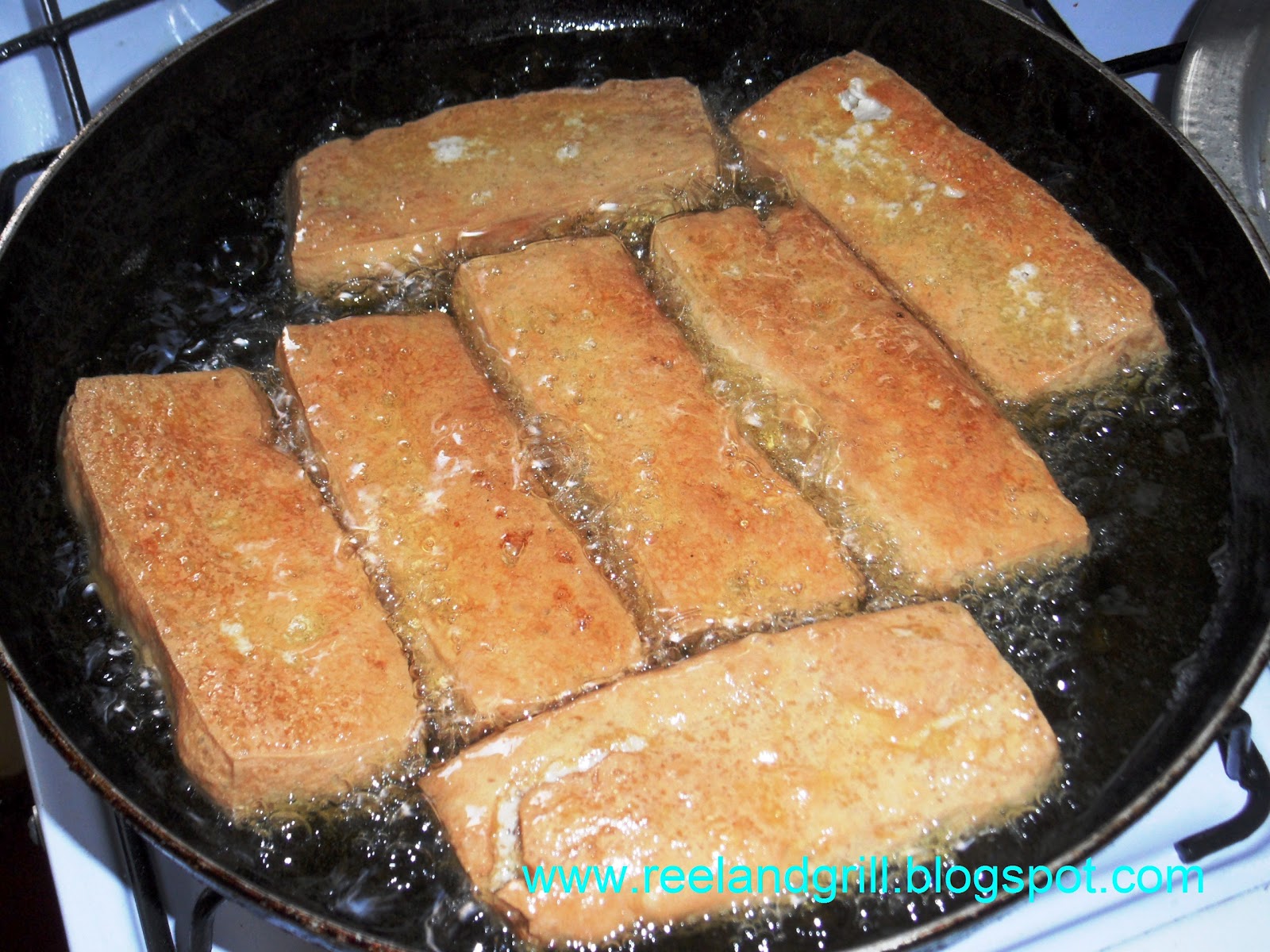 Reel and Grill: Tokwa't Isda (Fish and Tofu in Sweet Vinaigrette)