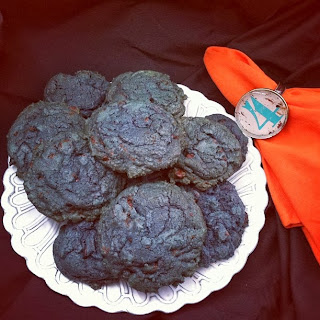 The Dreaming Museum: Cooking Through Fiction: Blue Chocolate Chip Cookies