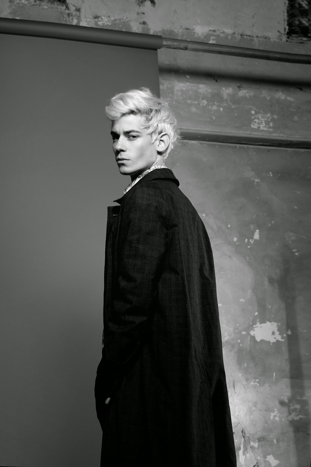 d1 Model Management: Nicolas Hau photographed by Lucile Leber