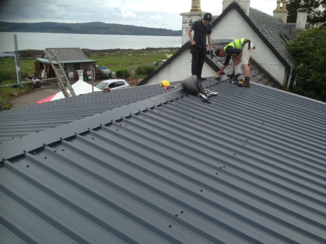 A Kilchoan Diary: New Shop Roof Finished