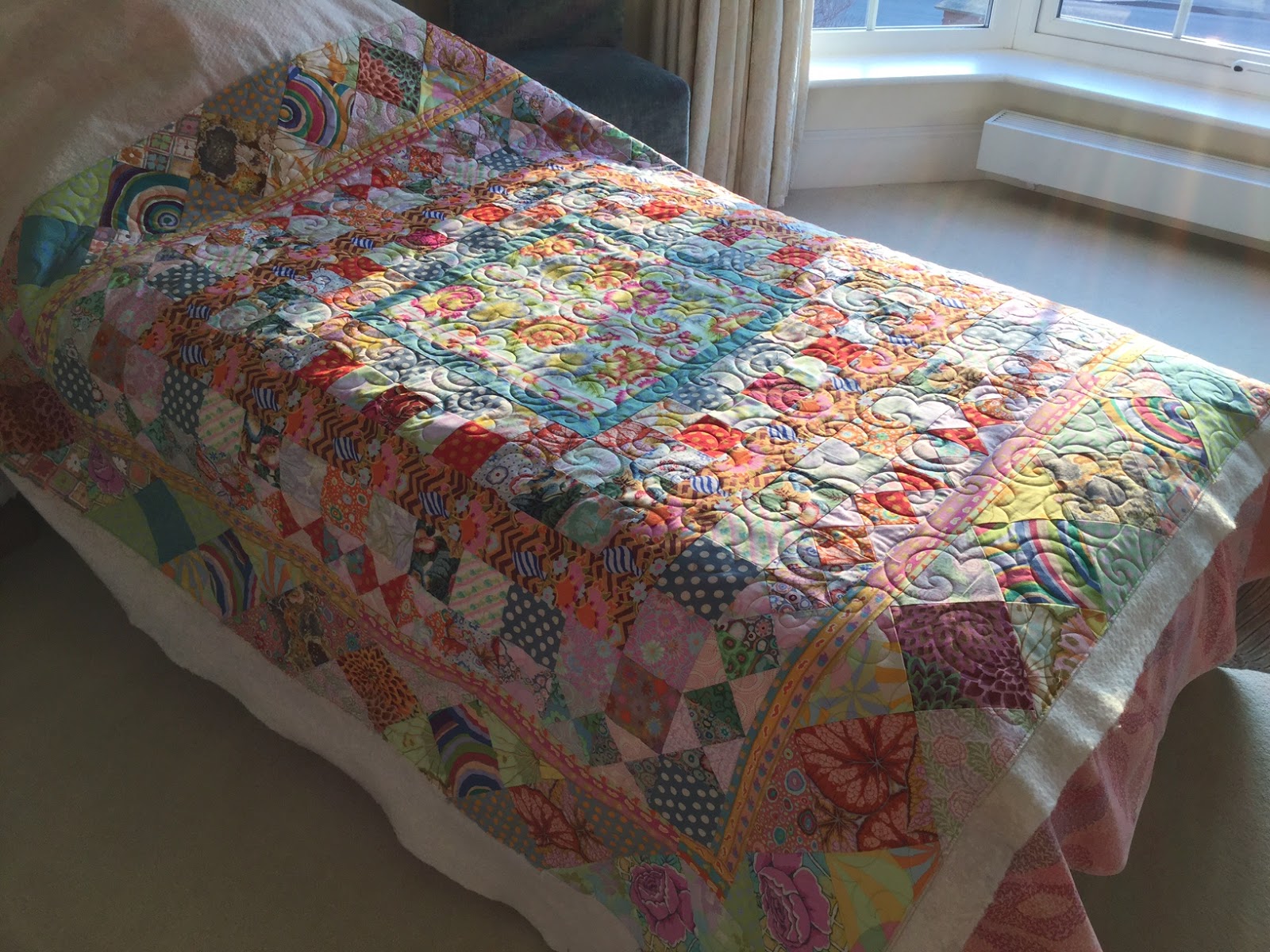 Fabadashery Longarm Quilting: Kaffe Fassett Medallion Quilt by Sheila