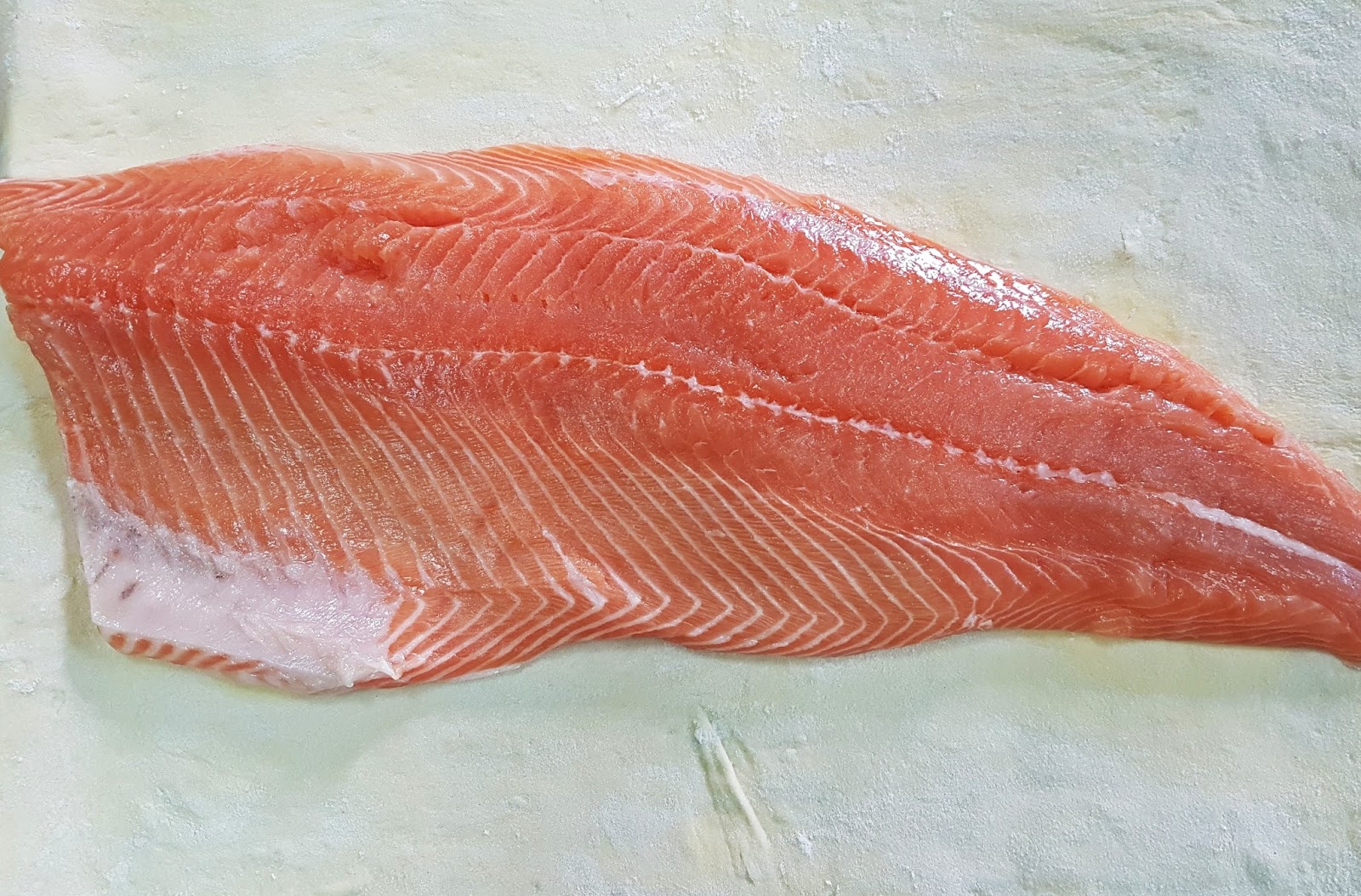 Maryam's Culinary Wonders: 1093. Salmon En Croute