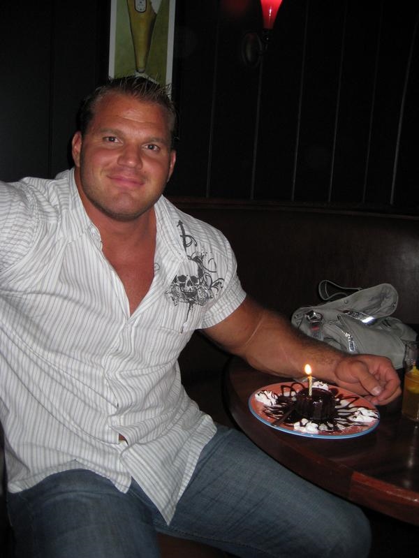 Fucken Hot Sexy Men: Officer Derek Poundstone