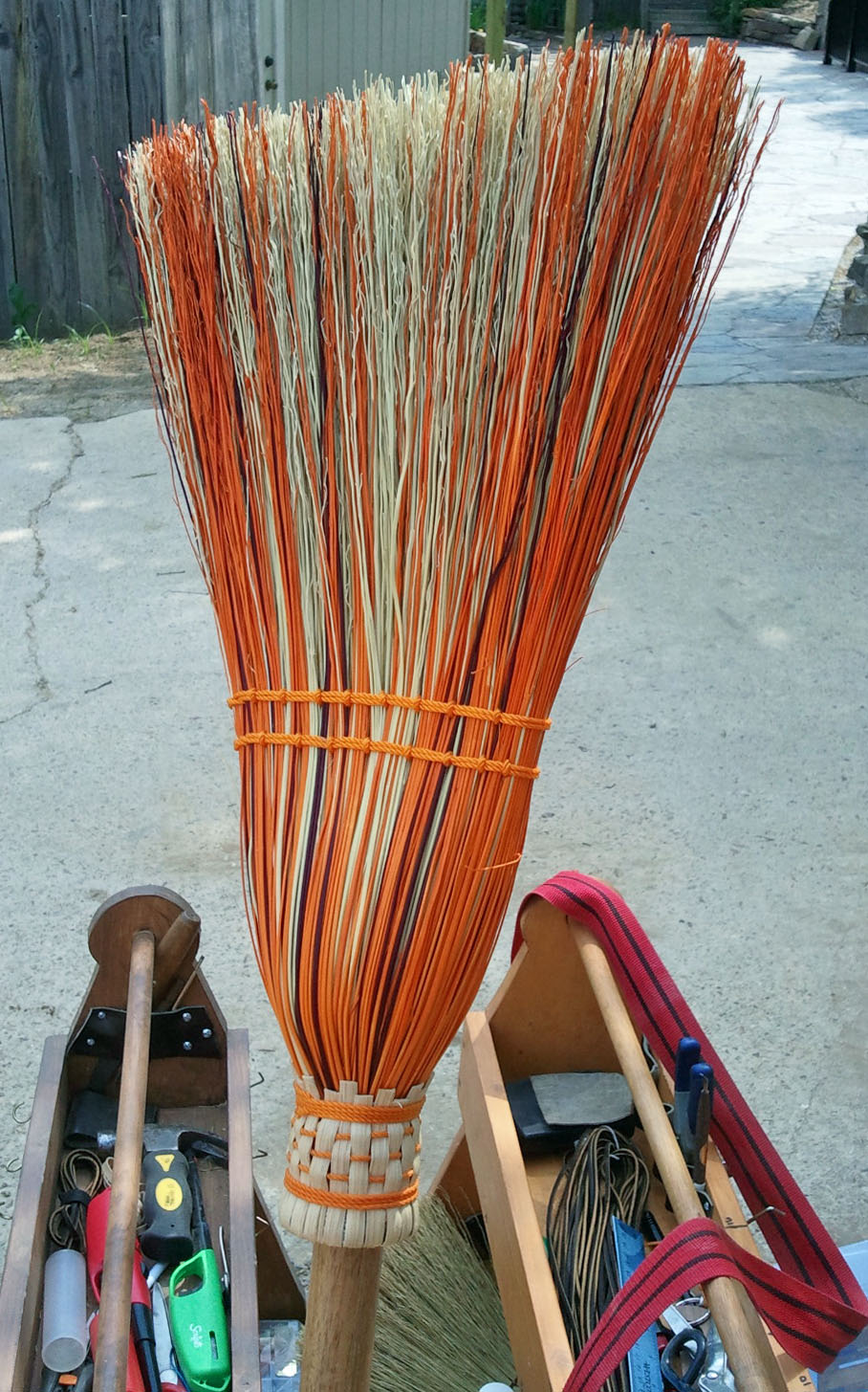 Mustang Dreams....: Brian goes to a Sweep In (Broom making weekend)