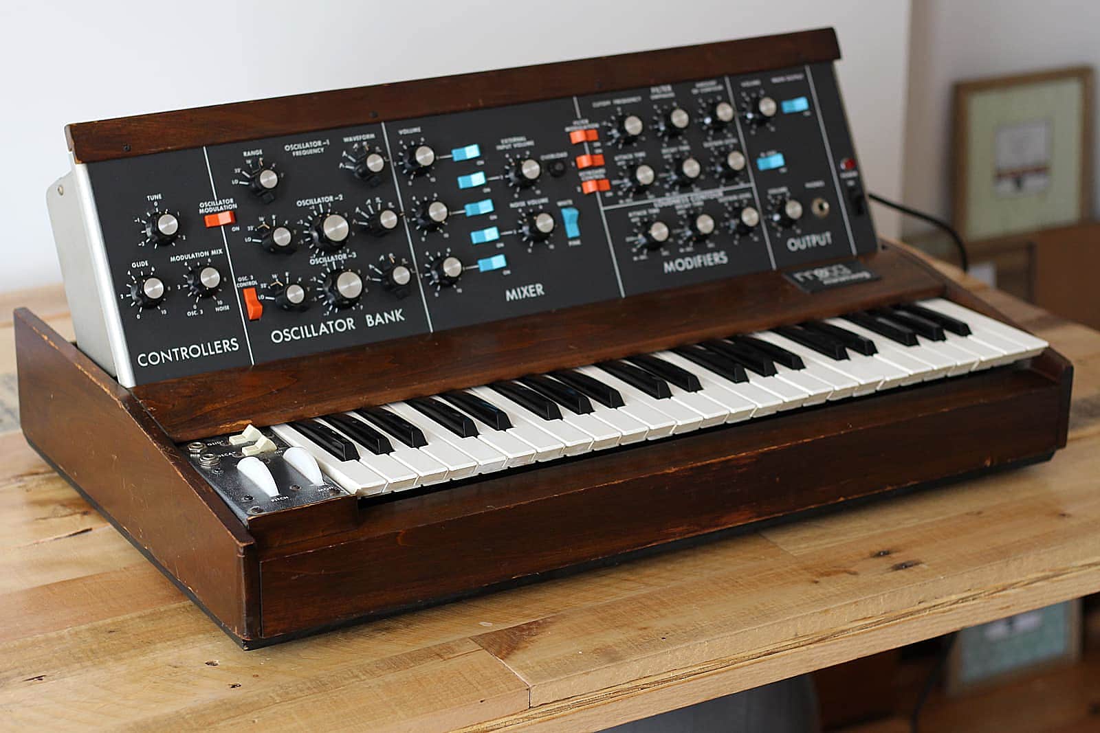 MATRIXSYNTH: Moog MiniMoog Model D SN 3718