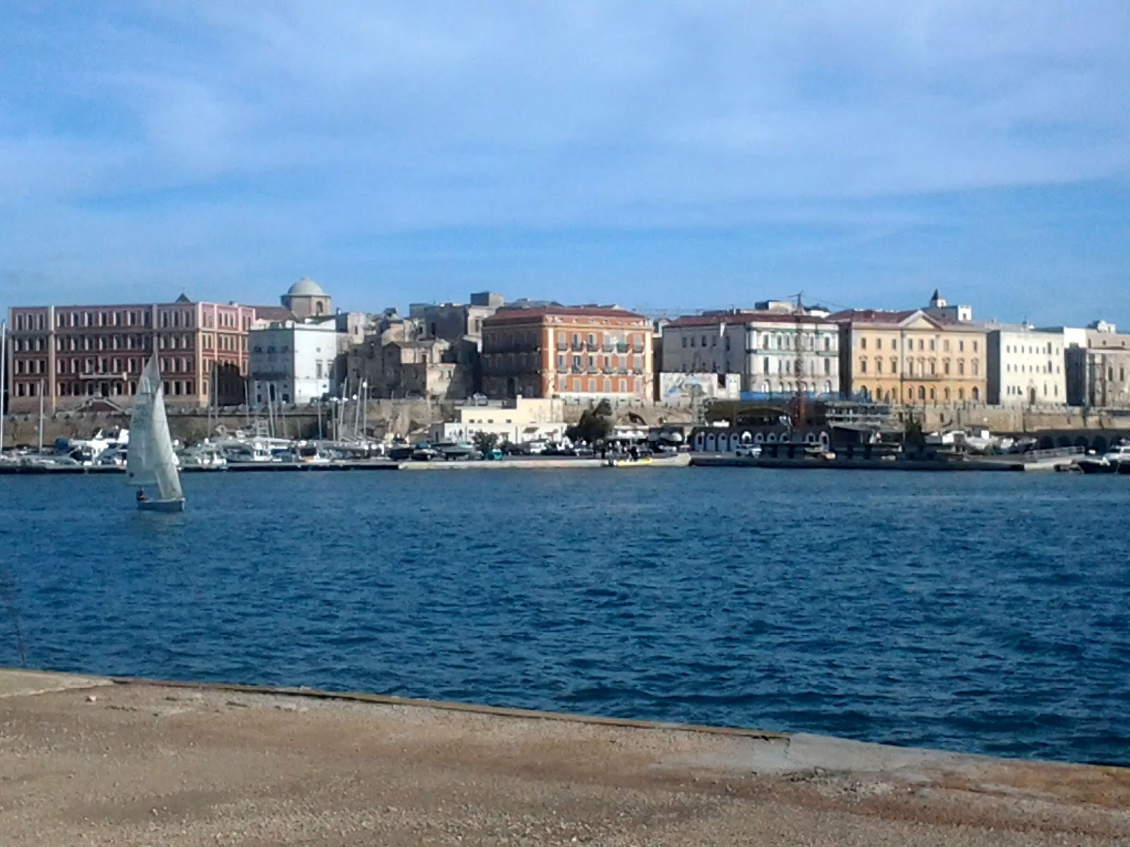 Tarent - miasto o starożytnych korzeniach - Autostrada del Sole ...