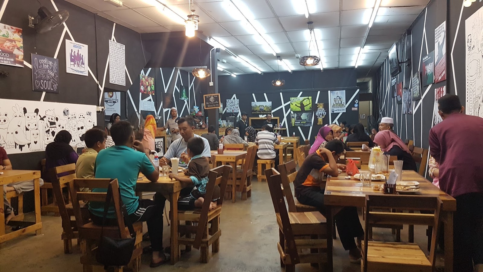 WANDERLUST DJ: Deli Cafe & Raintown Borther Western Cafe di Kamunting ...