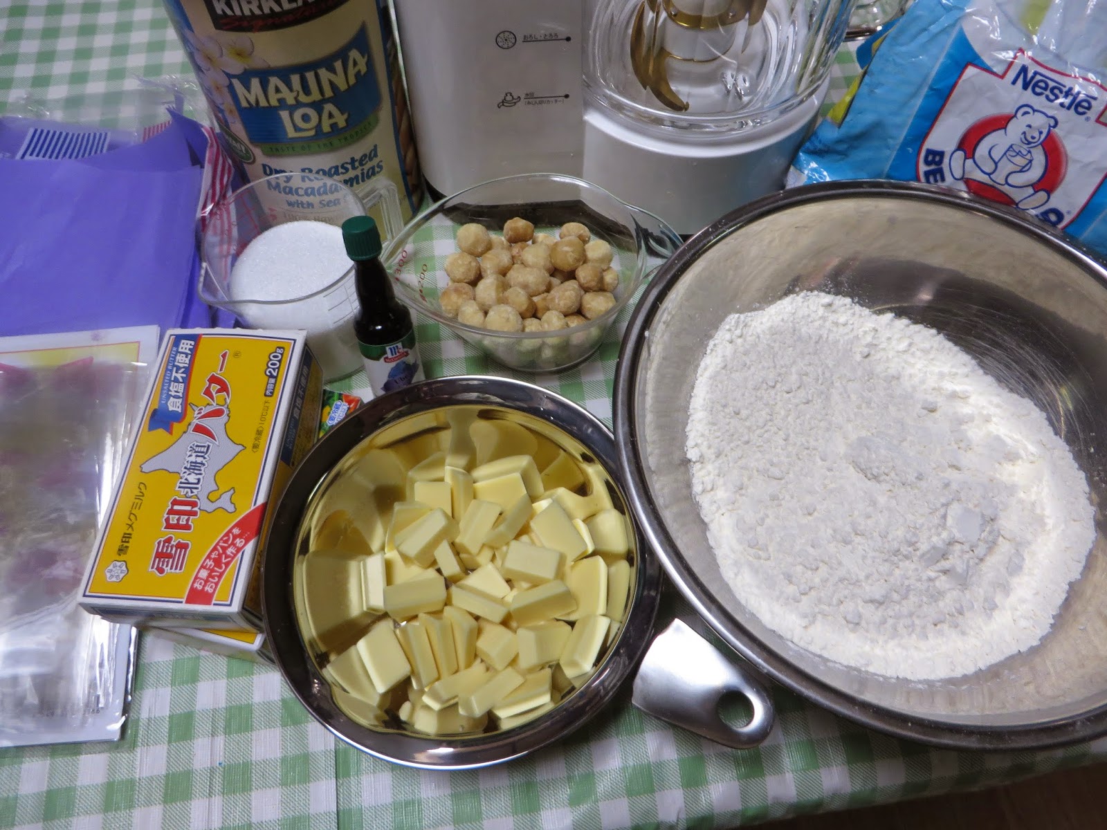 "Nette Cooking": "Ube Polvoron"