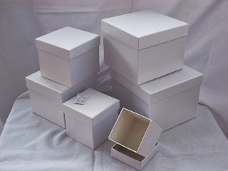 Singapore Gift Boxes: White square boxes for multi functional gift pack.